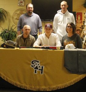 Beecham Signs with Freed-Hardeman – Lexington Progress