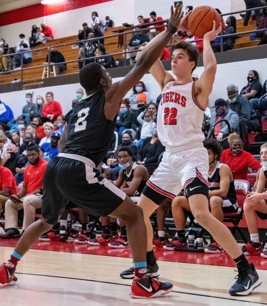 Lexington Improves Record with Win Over Shelbyville Central – Lexington ...