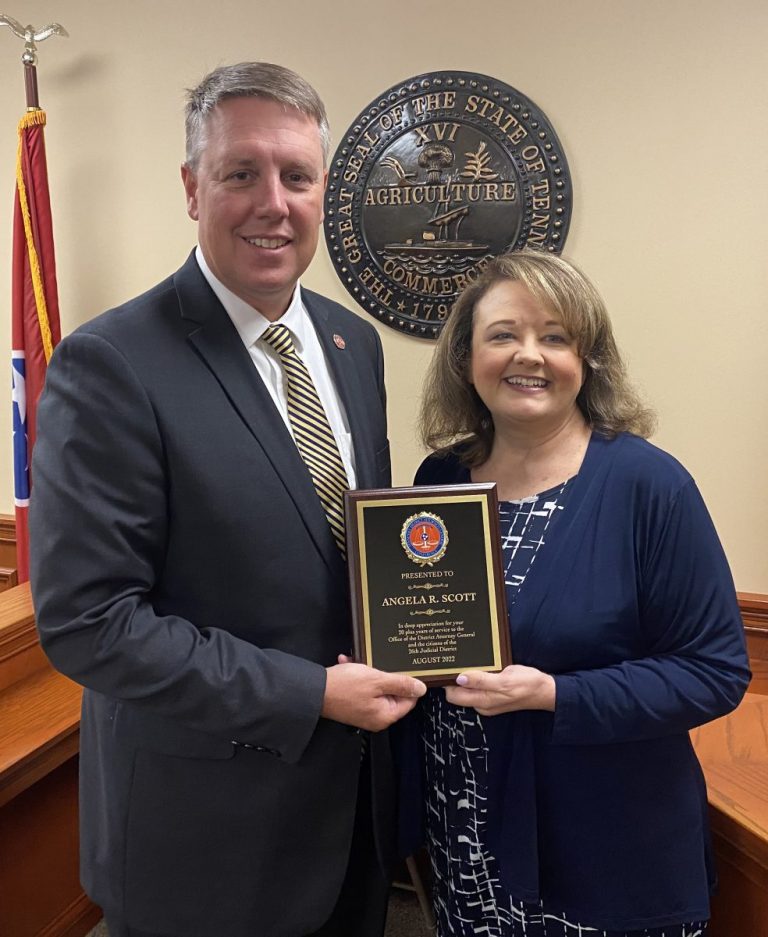Assistant District Attorney Angela Scott Honored – Lexington Progress