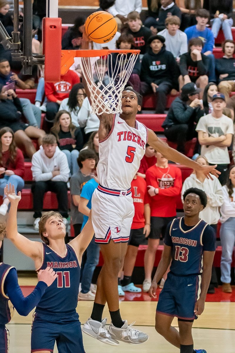 LHS Tigers Go 1 and 1 in First Two Games – Lexington Progress