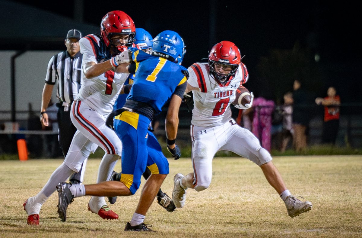 Lexington Tigers Defeat North Side 30-20 on the Road – Lexington Progress